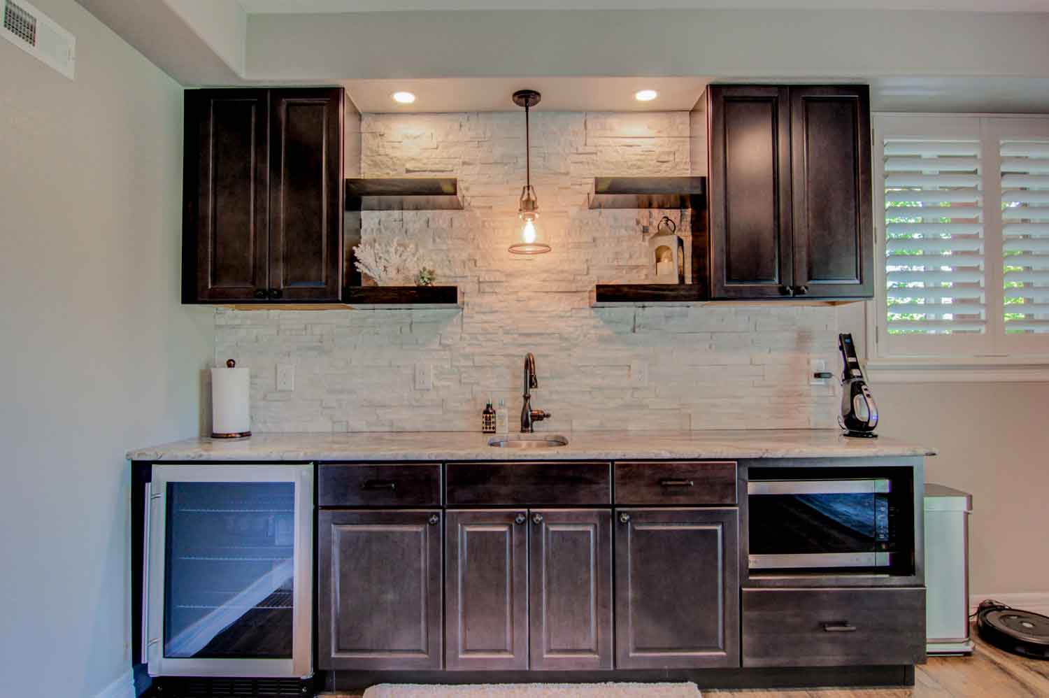 Basement Bars | Custom Wet Bars | Basement Bar Ideas Denver